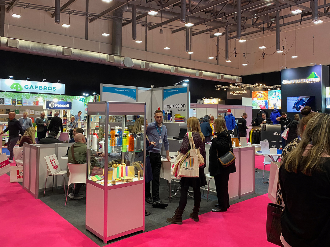 5 Essential Print Ideas For Your Next Event This Autumn